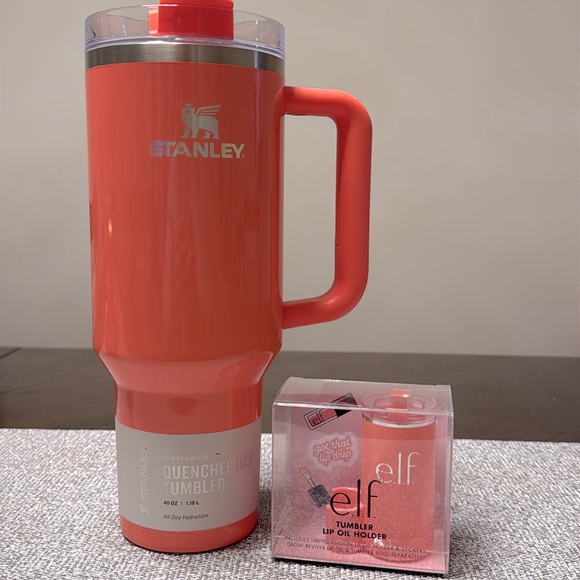 Stanley | Accessories | New Stanley X Elf Elf Collab 4oz Tumbler And ...